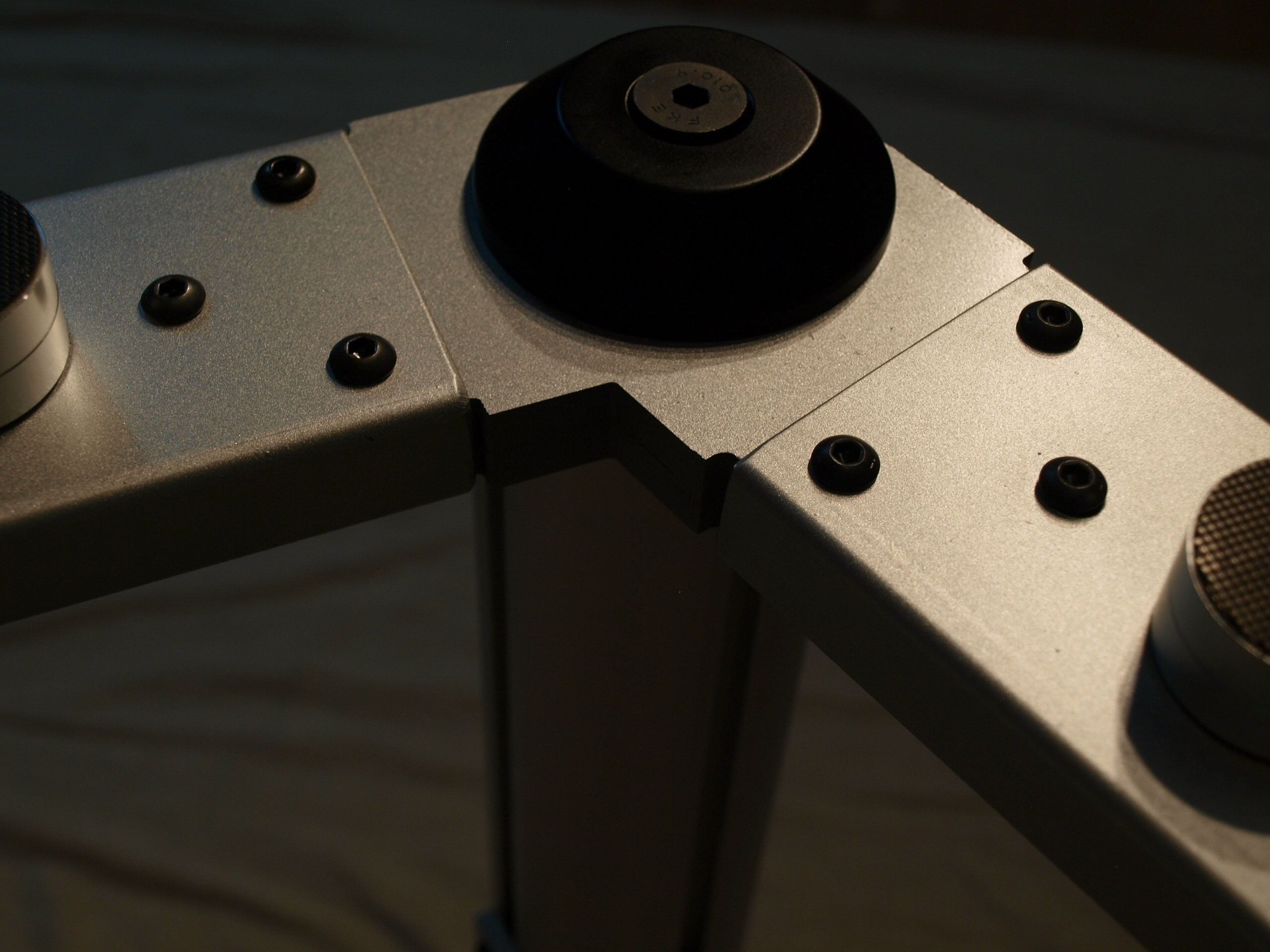 Audio Racks, Modular Audio Video Furniture and Isolation Platforms at ...